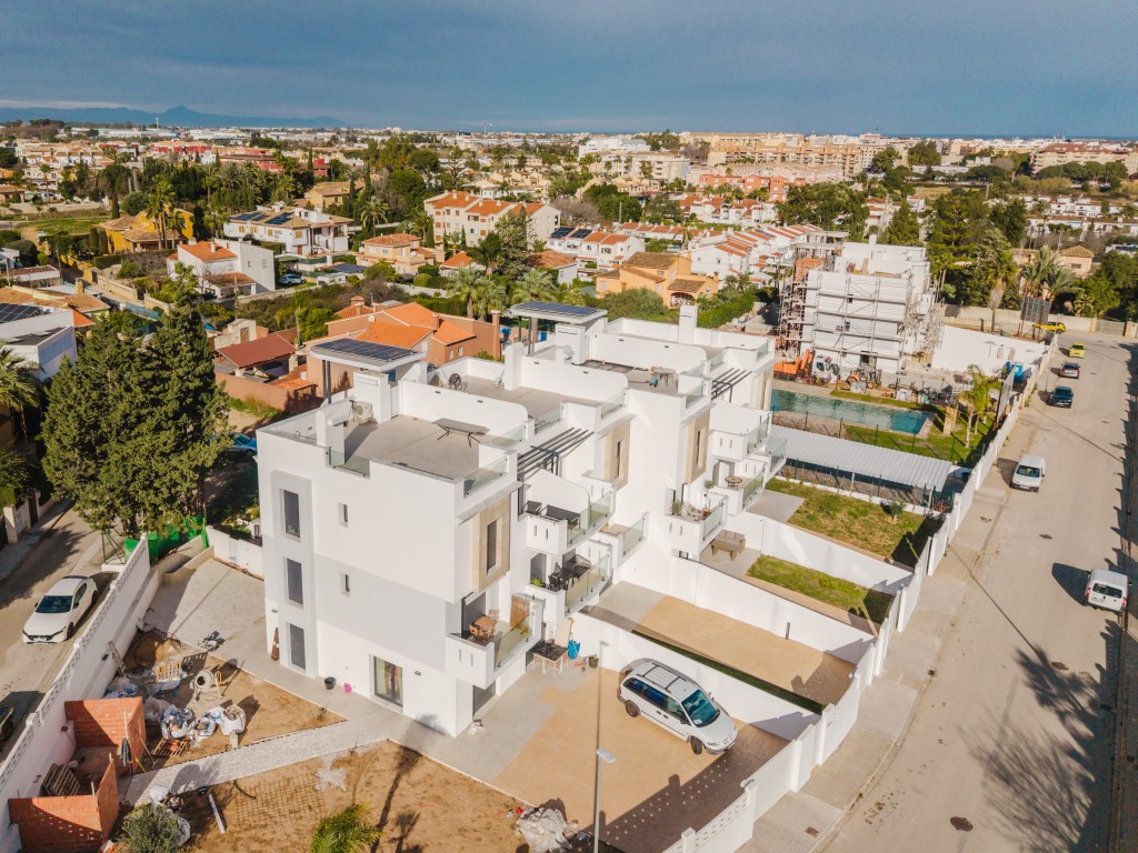 Penthouse with 2 Bedrooms and 2 Bathrooms in Residencial Montgó Zen ...